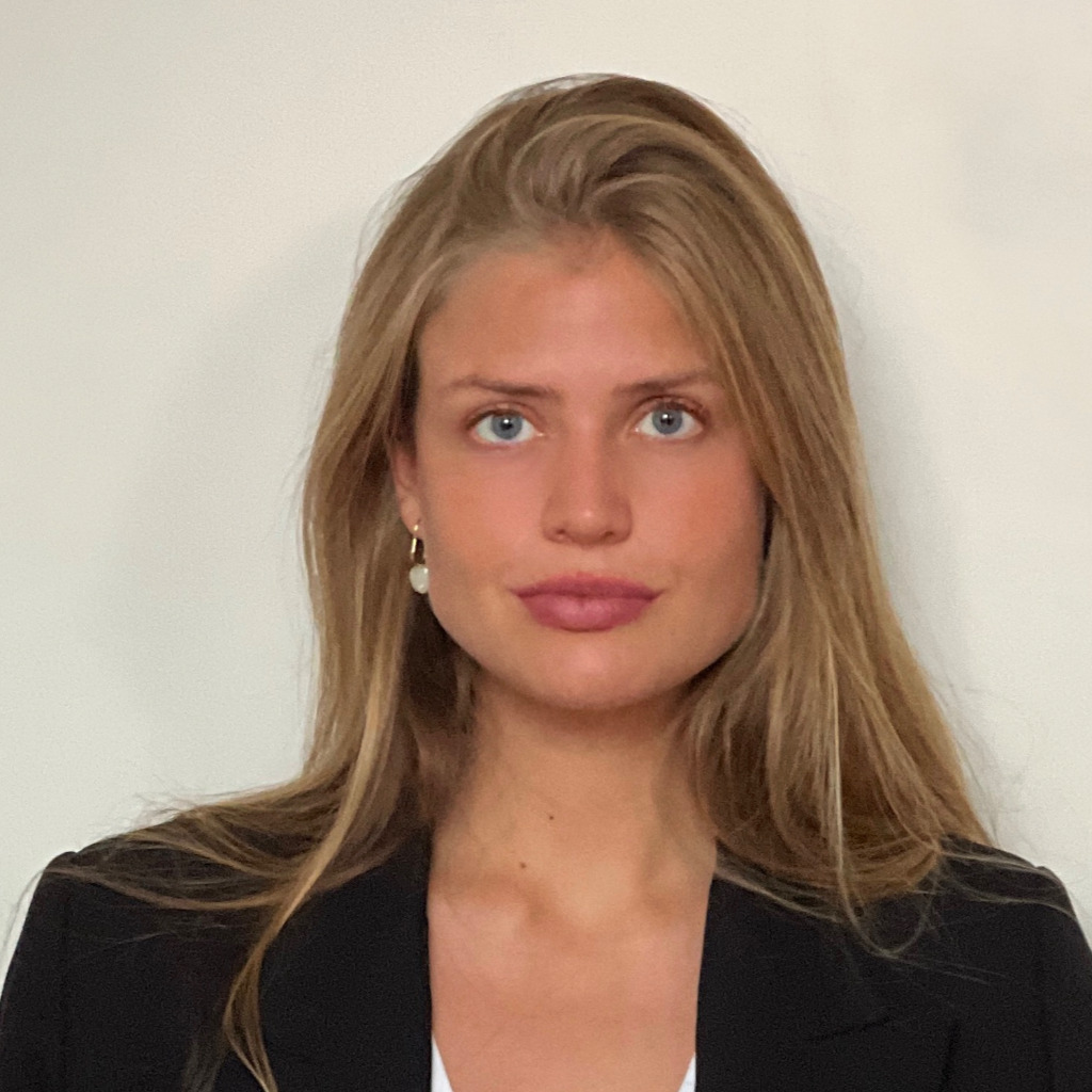 Laura Schumacher's Instagram, Twitter & Facebook on IDCrawl