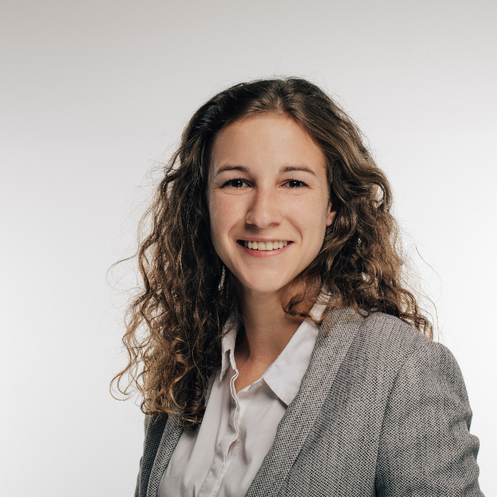 Isabella Fees - Consultant Logistikprozesse E-Commerce - Lidl Stiftung ...