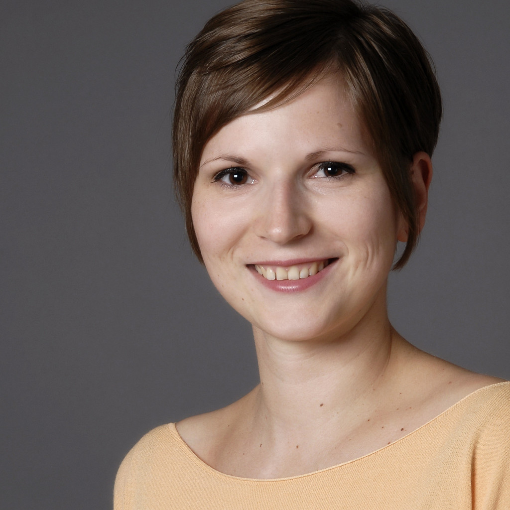 Kathrin Schüßler - Bekleidungstechnikerin/ HAKA Flach- und Rundstrick ...