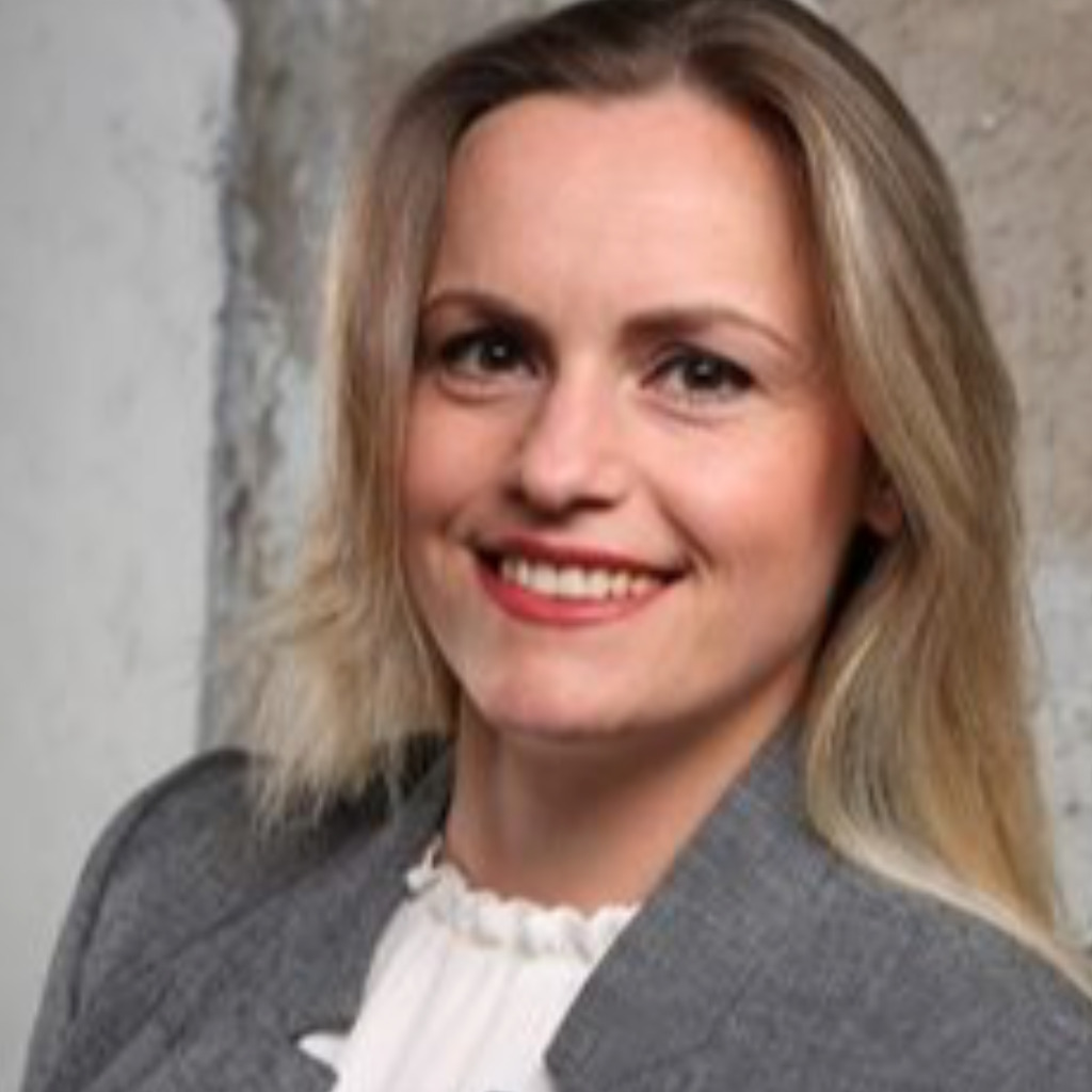 Julia Römer - Controller - Novoferm GmbH | XING