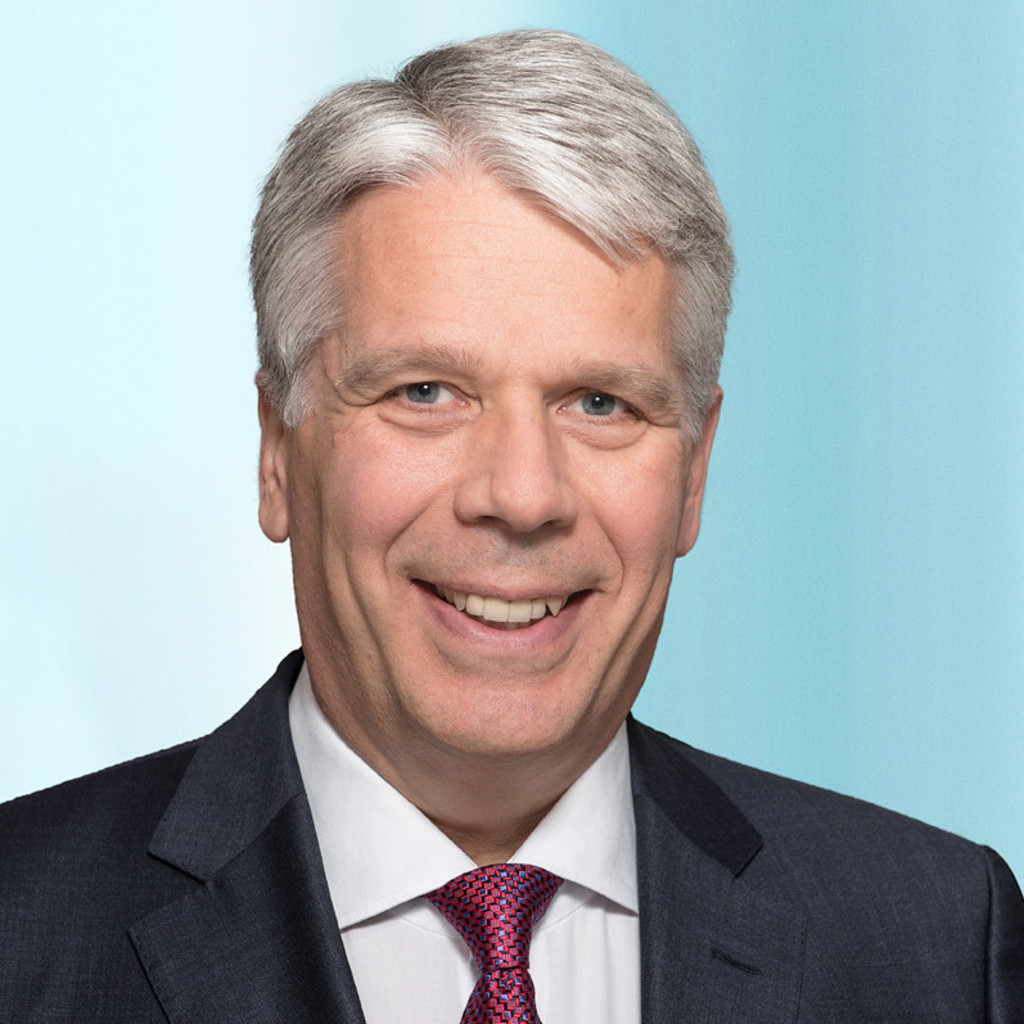 Jürgen Vanselow - Managing Director / Partner - Russell Reynolds ...