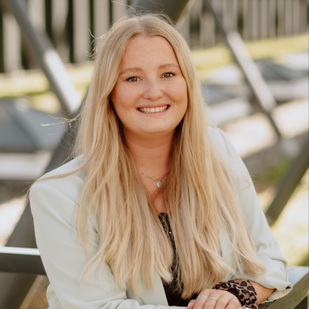 Sarah Gantner - Sachbearbeiterin im Customer Order Center ...