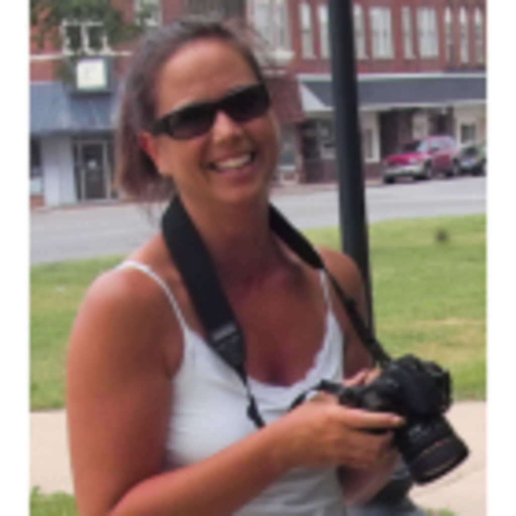 Kimberly Blom-Roemer - Owner-Photographer - R2 Photography, LLC | XING