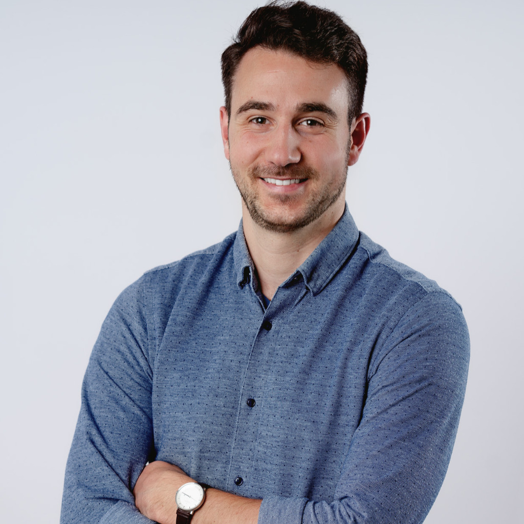 Jonathan Roth - Technology and management-oriented business ...