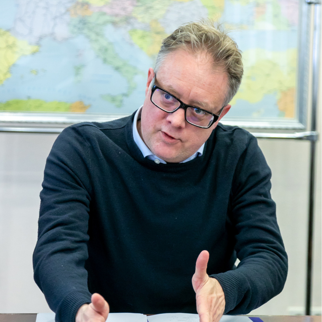 Nick Brooks - Generalsekretär - ALLRAIL: Europäischer Verband der ...