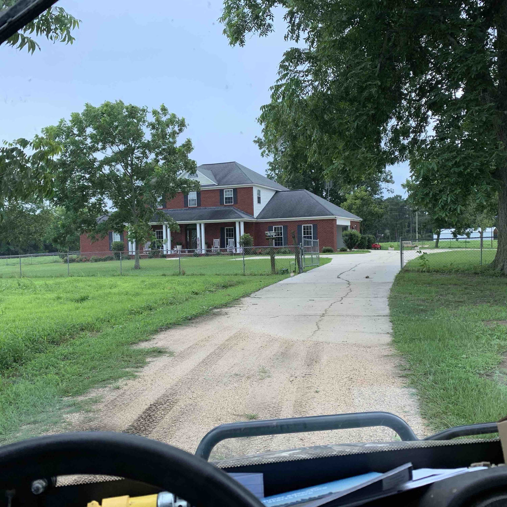 Melicent Johnson - Nursing Assistant - io-market AG | XING