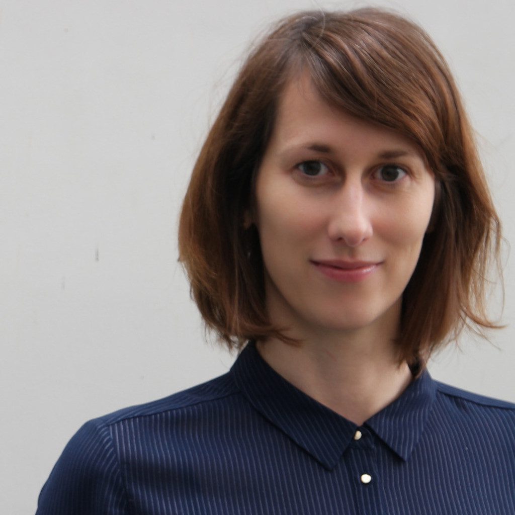 Julia Althoff's Instagram, Twitter & Facebook on IDCrawl