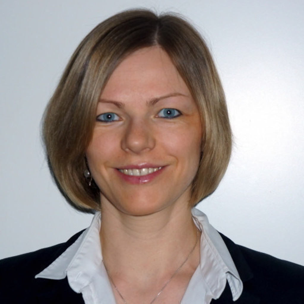 Erika Dévai - Compensation & Benefits Manager - UniversitätsSpital ...