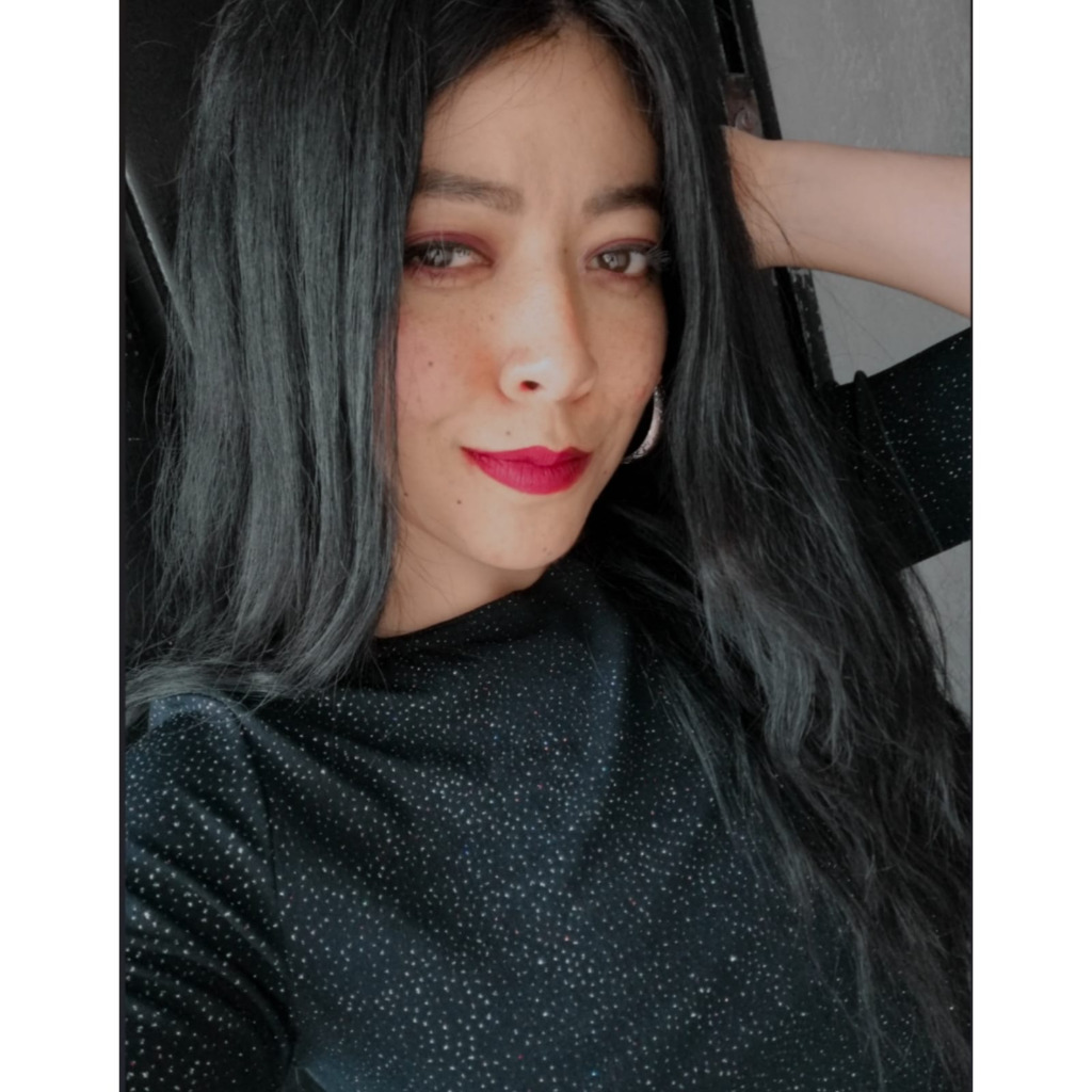 Laura Nava's Instagram, Twitter & Facebook on IDCrawl