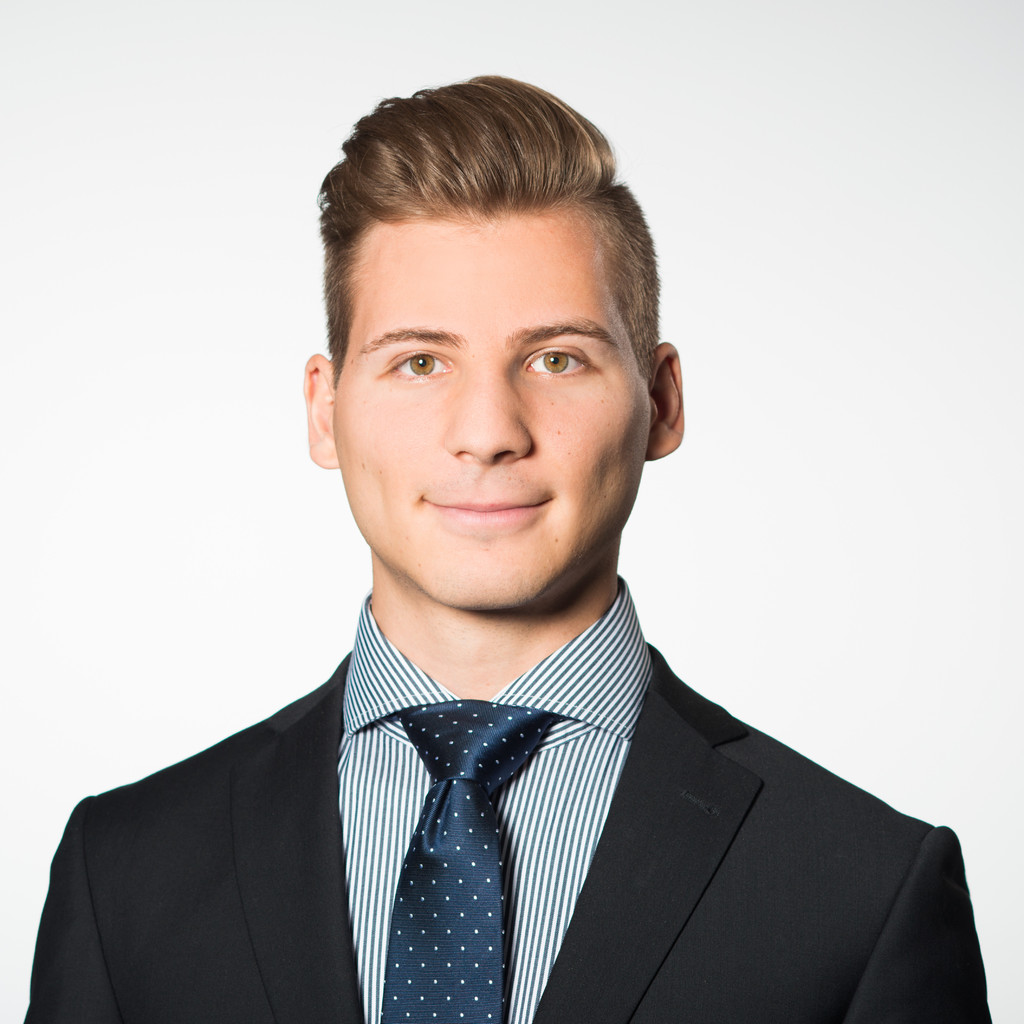 Alexander Popescu - BWL/Wirtschaftsprüfung - Frankfurt School of ...