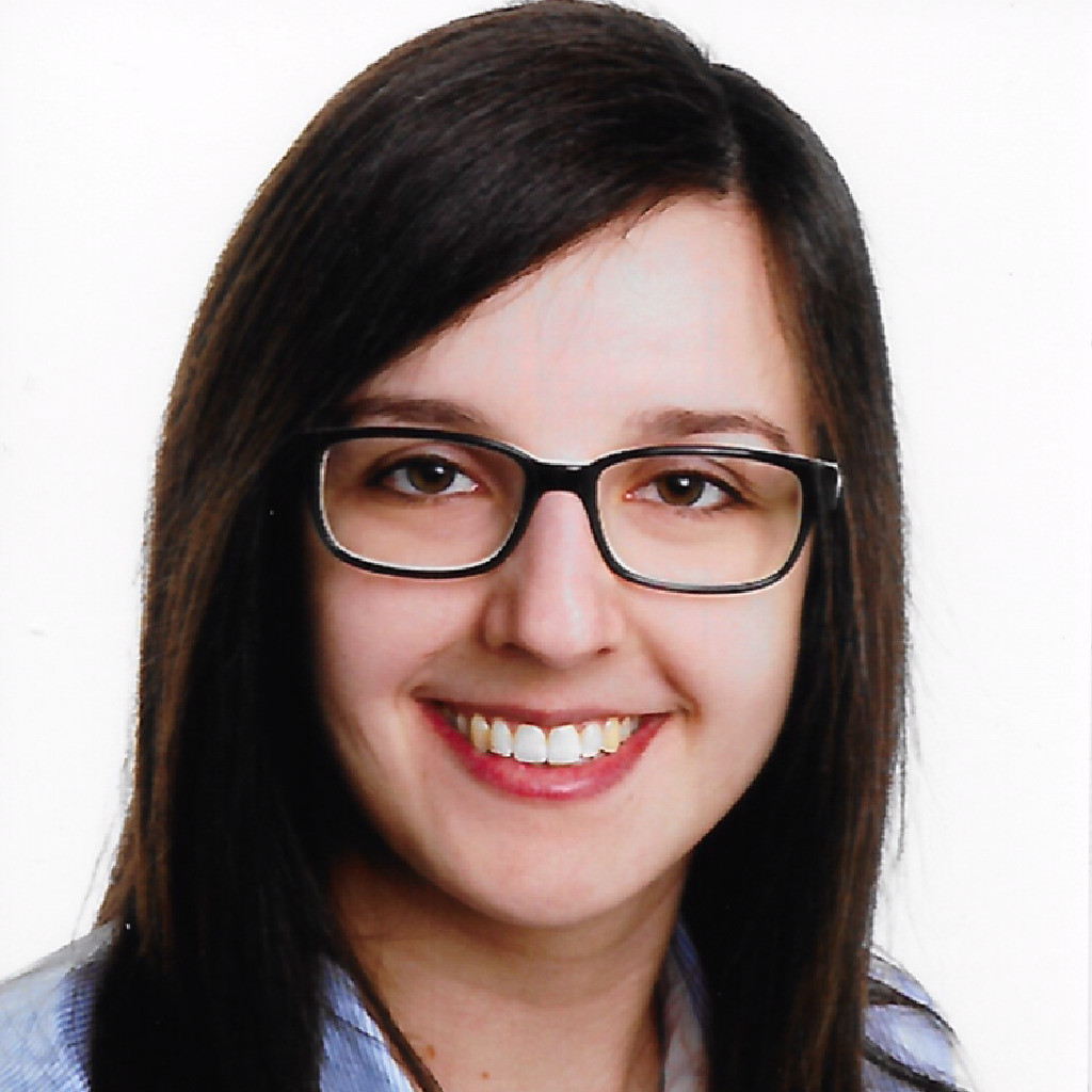 Sanja Petrovic's Instagram, Twitter & Facebook on IDCrawl