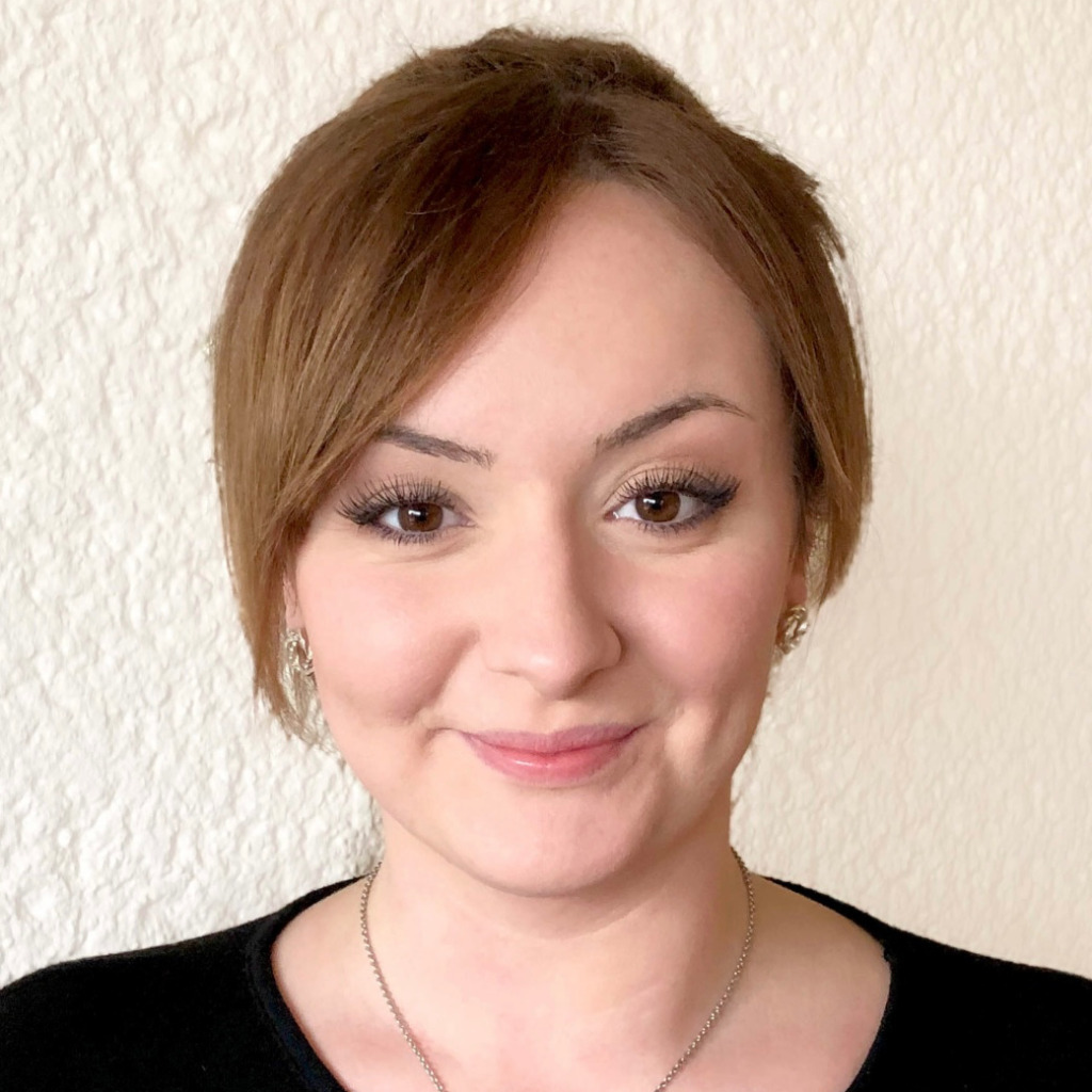 Janine Giesen - Grafikdesignerin - Emmie Gray GmbH | XING