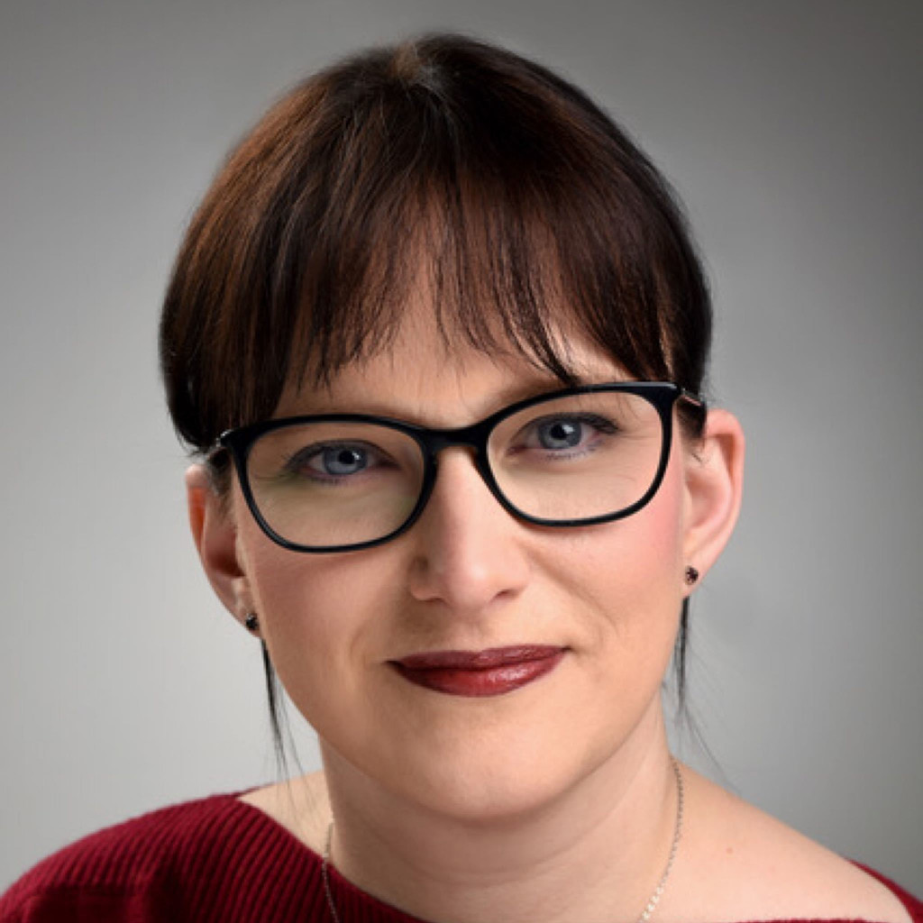 Simone Bares COO Oxfam Deutschland XING simone-bares-coo-oxfam-deutschland-xing