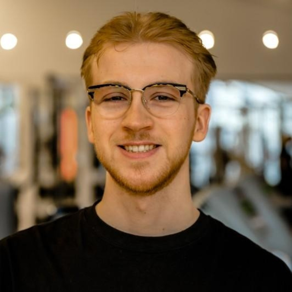 Tim Eberle - Fashion Management - Fachhochschule des Mittelstandes (FHM) | XING