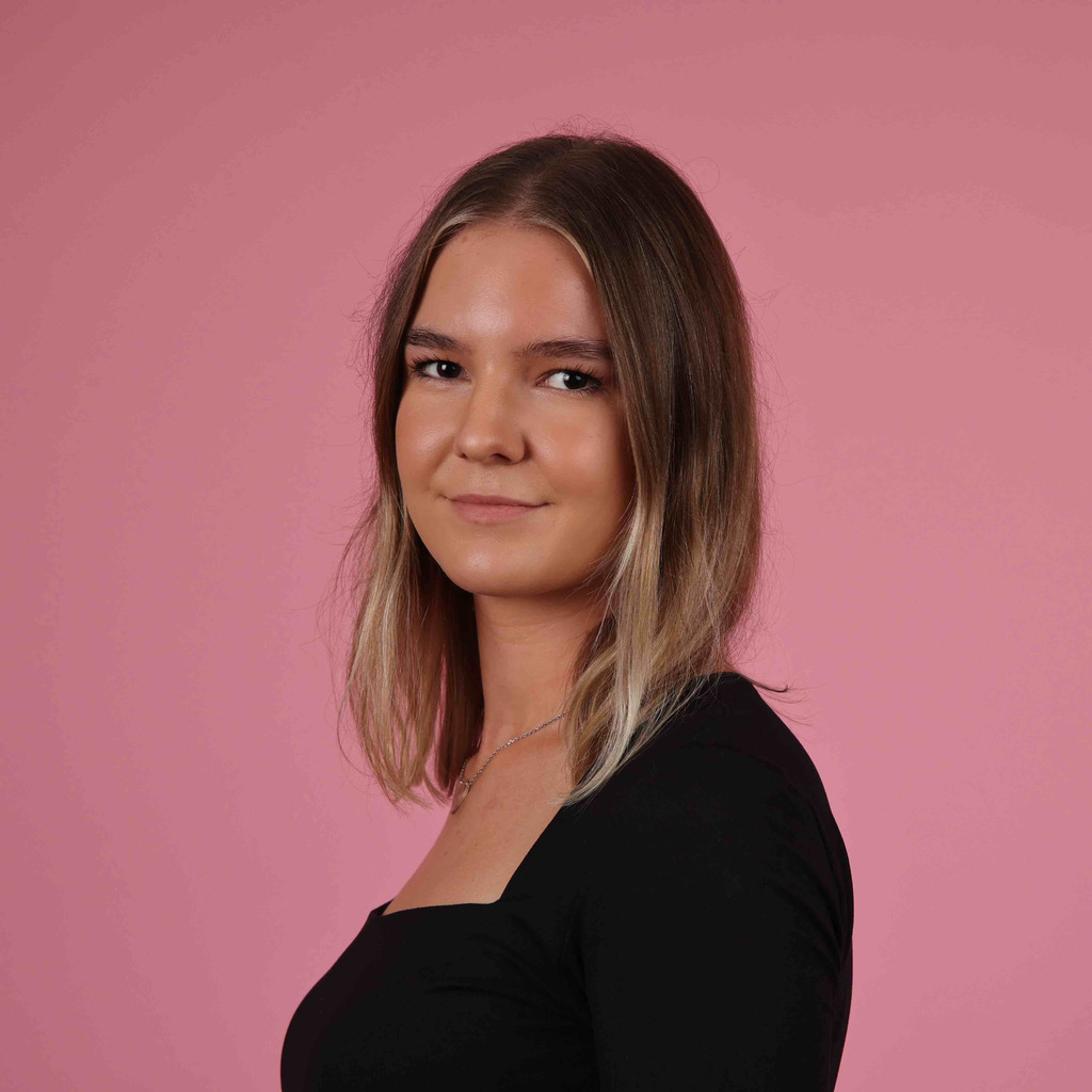 Melina Steffens - Praktikantin - Dentsu Germany GmbH | XING