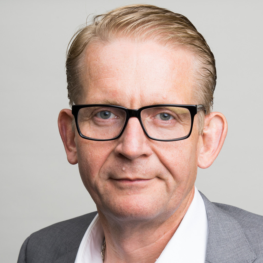 Dr. Peter E. Mantsch - Leiter Human Resources (CHRO) - TX Group AG | XING