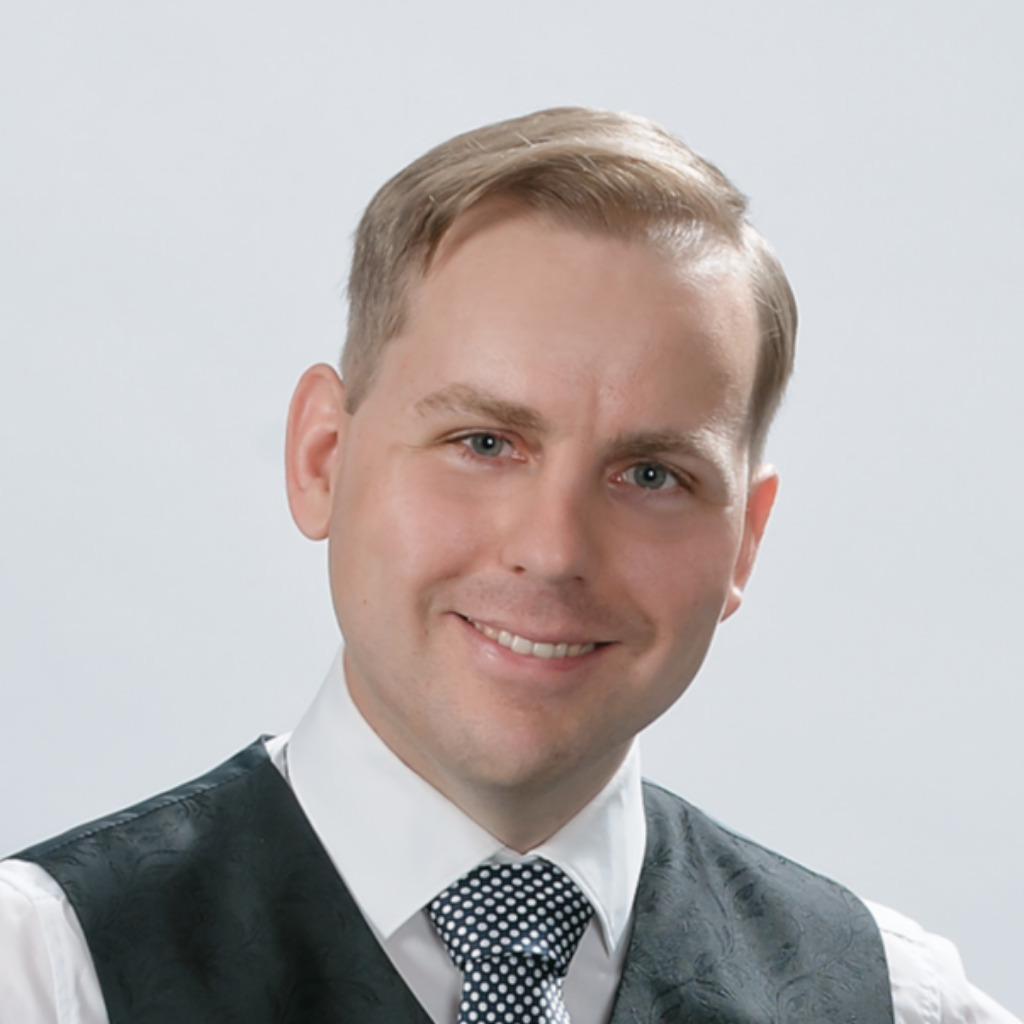 Florian Maier - Risikoanalyst im Outsourcingmanagement - Boerse ...