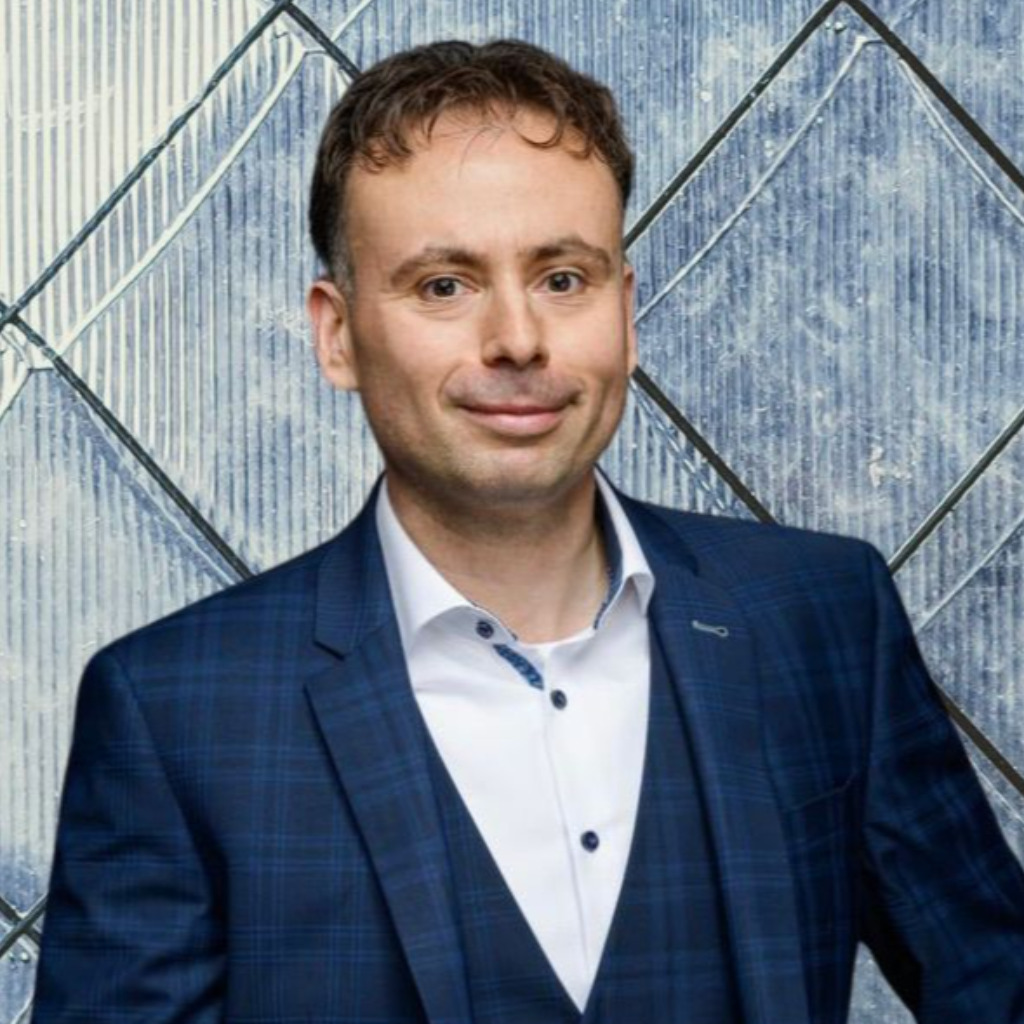 Daniel Krohmer - CEO - Q4 Solution GmbH & Co. KGaA | XING