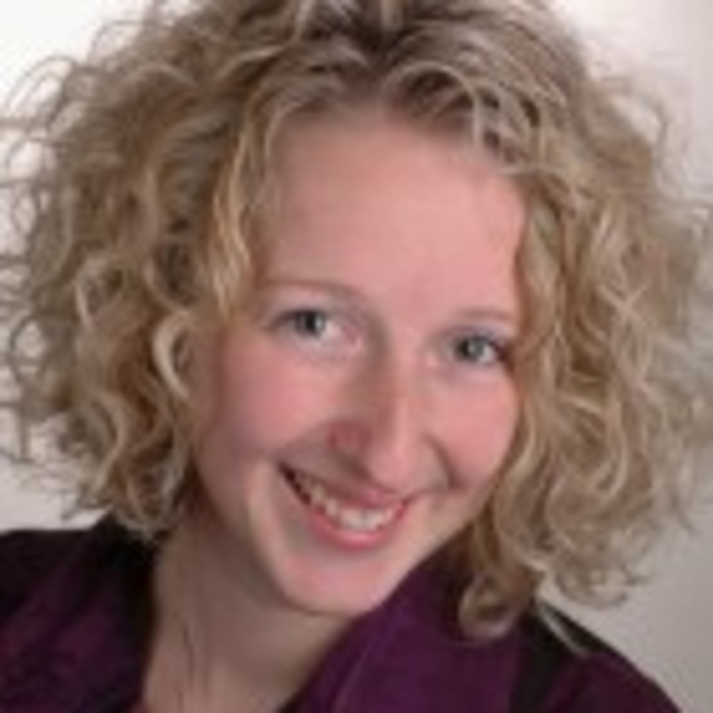 Simone Haas - Personalsachbearbeiterin - Isabellenhütte | XING