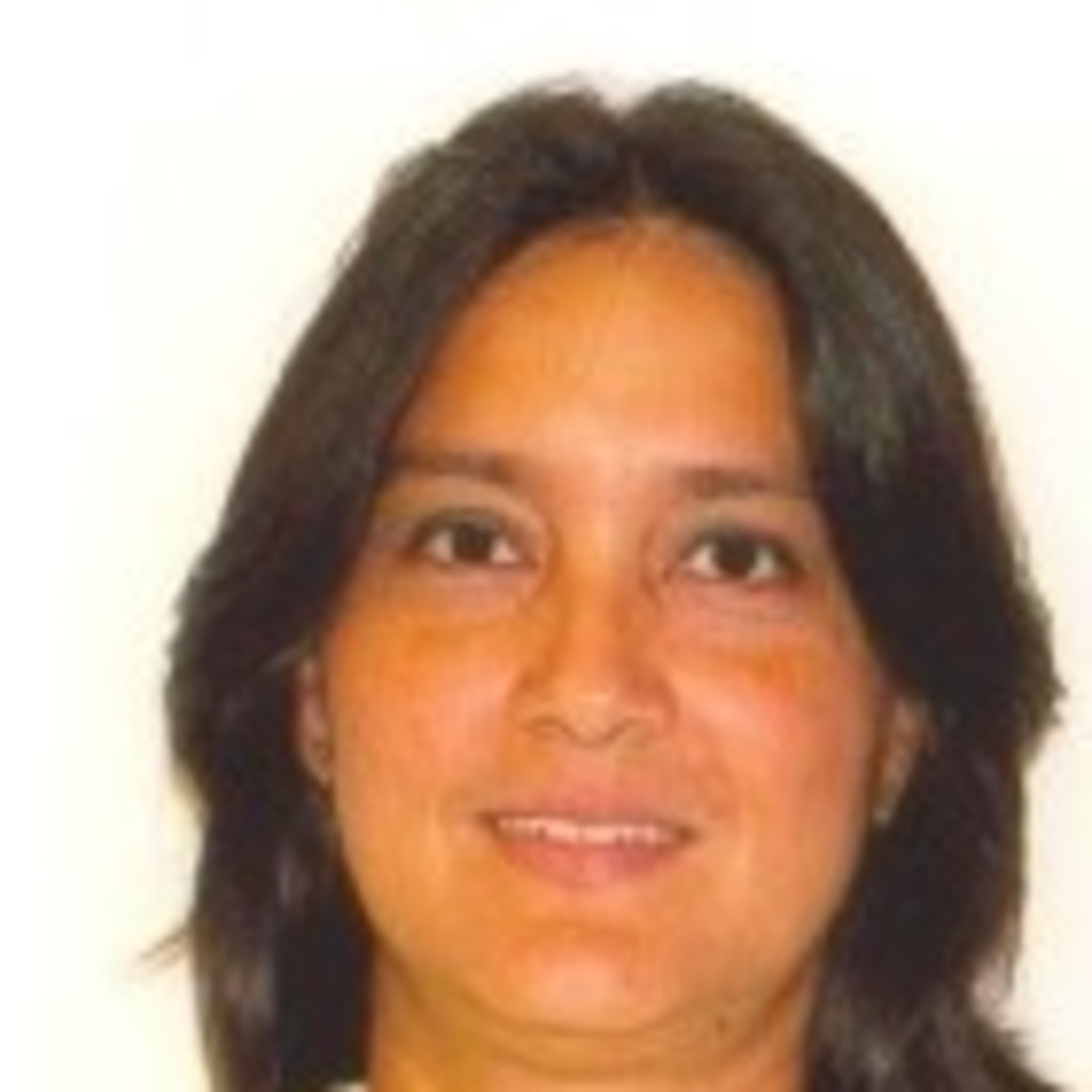 Endrina González - Encargada de tienda - Perrito Express | XING