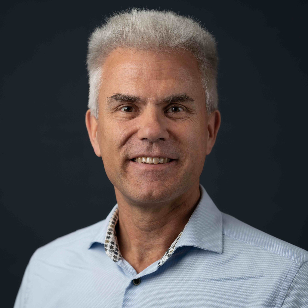 Frank Simonis - Account Manager - Swisscom Broadcast AG | XING