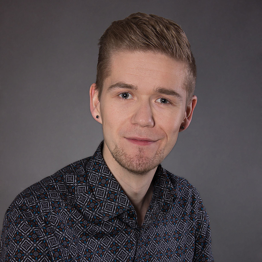 Benjamin Epp's Instagram, Twitter & Facebook on IDCrawl