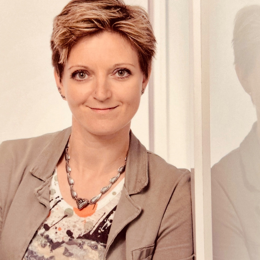 Sandra Apfelbaum - Head of Finance - S-KON New Business AG | XING