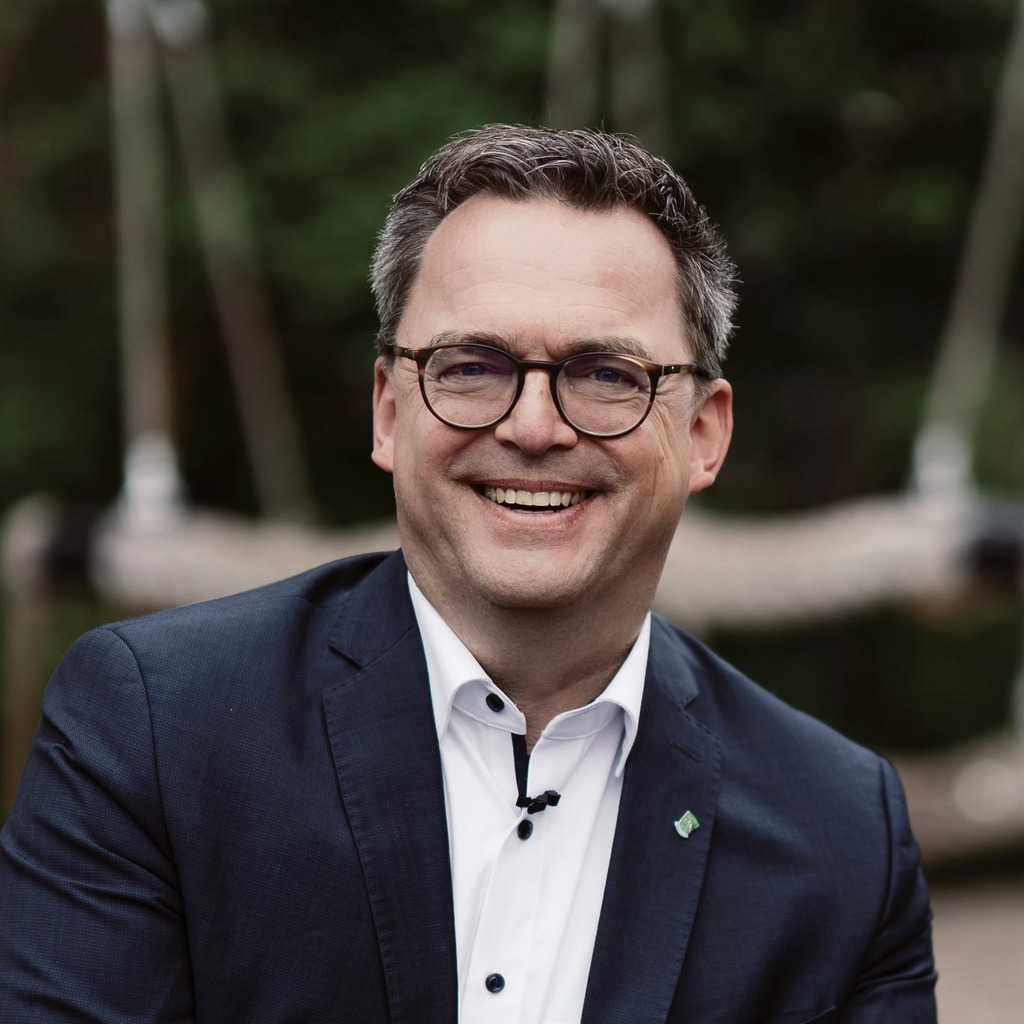 Michael Pack - Verkauf von PKW und Nutzfahrzeugen - Auto Möller GmbH | XING