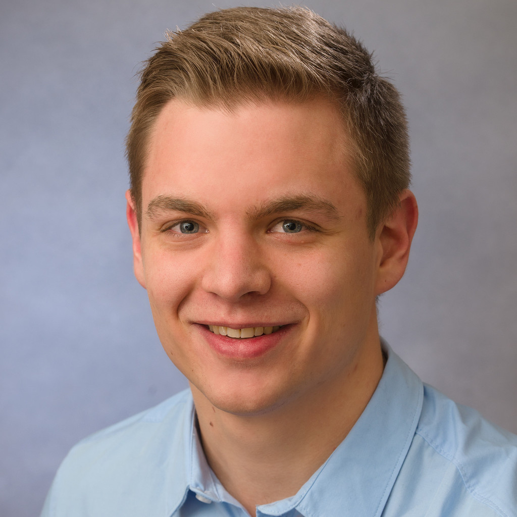 Jonas Wolf - Junior Consultant im Anforderungsmanagement - Axians ...