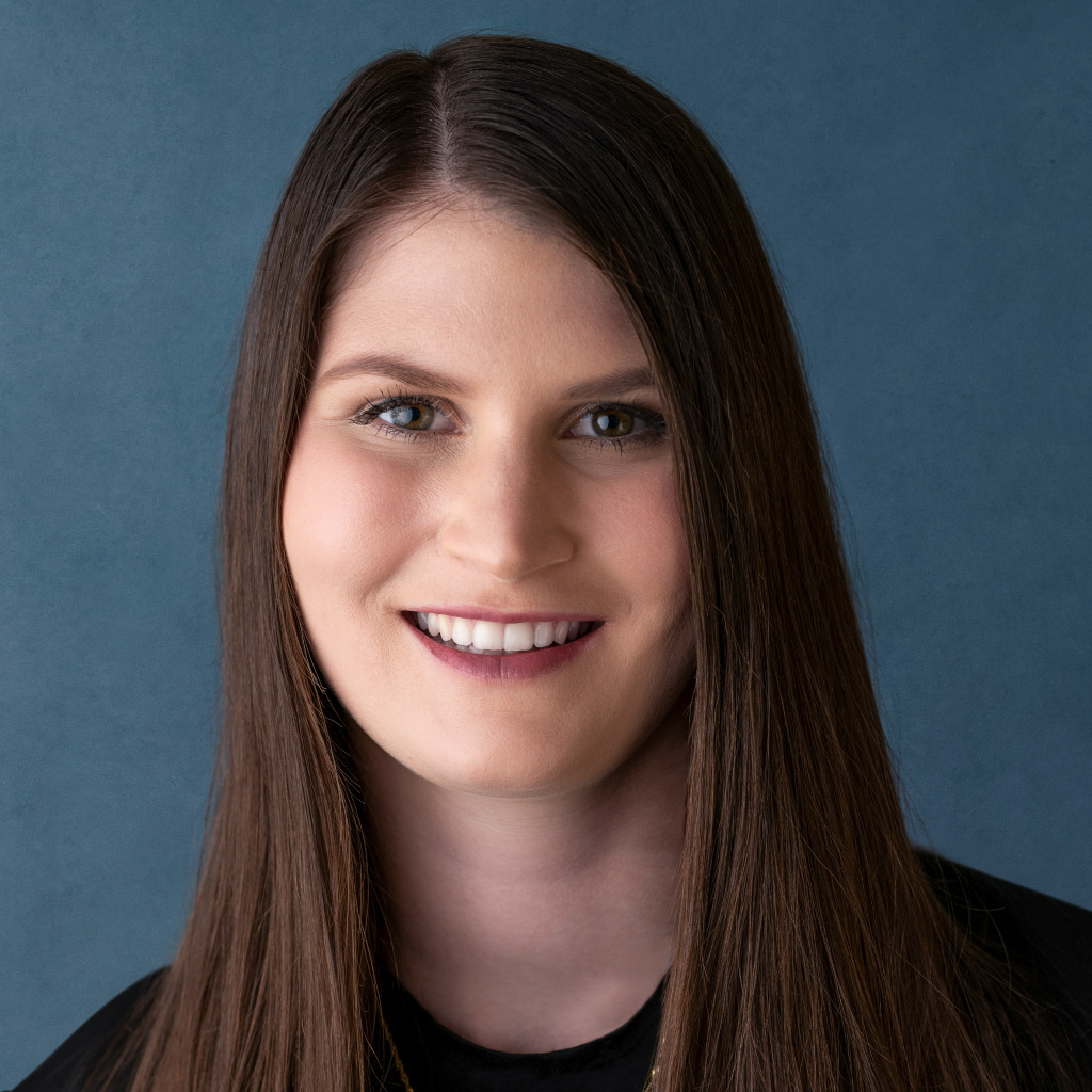 Isabella Grupp - Executive Assistant, Headhunter - Kopani Consulting ...