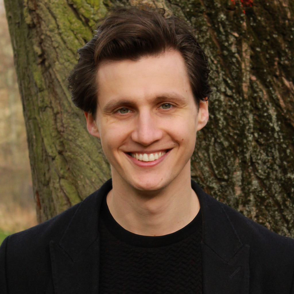 Simon Biemüller - Projektleiter "Schulsport-Arena" - Deutsche ...