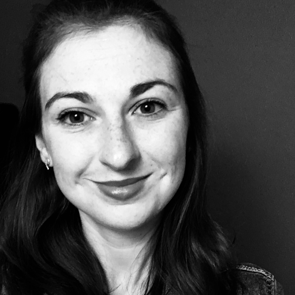 Stephanie Schneider - Assistentin des Technischen Direktors ...