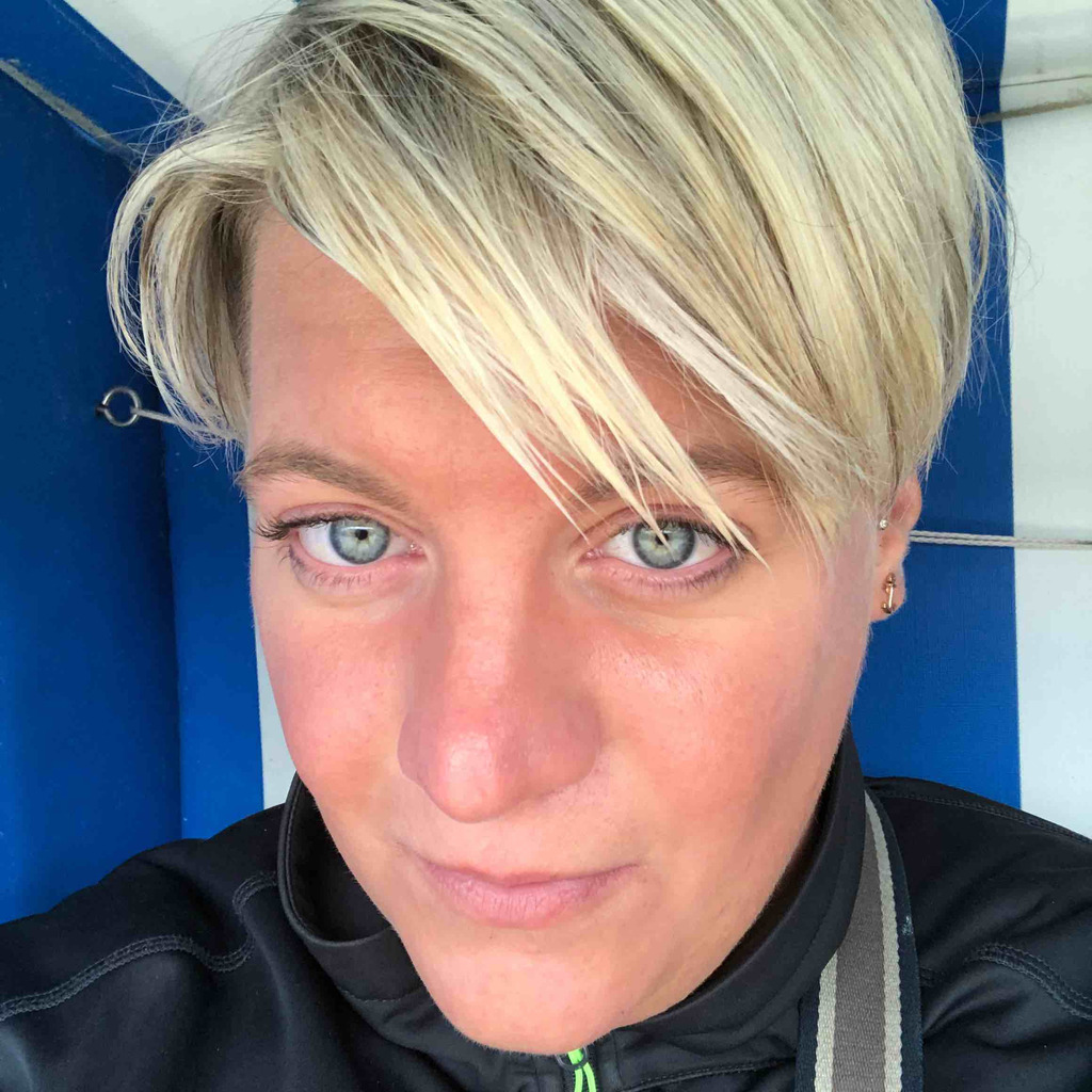 Ines Homann-Worm - Abteilungsleitung Kurier- und Botendienste - Cohrs ...