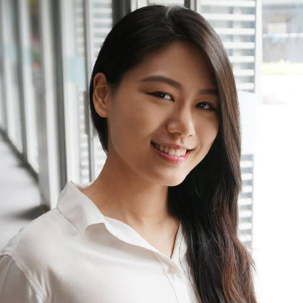 Eva Lee - Founder - Goodnight Poem | XING