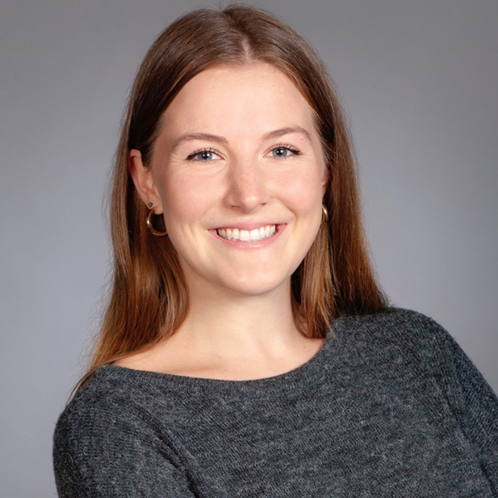 Laura Schramm's Instagram, Twitter & Facebook on IDCrawl