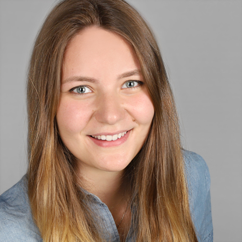 Michelle-Sophie Scharf - Projektmanagerin - Einsatz Creative Production ...