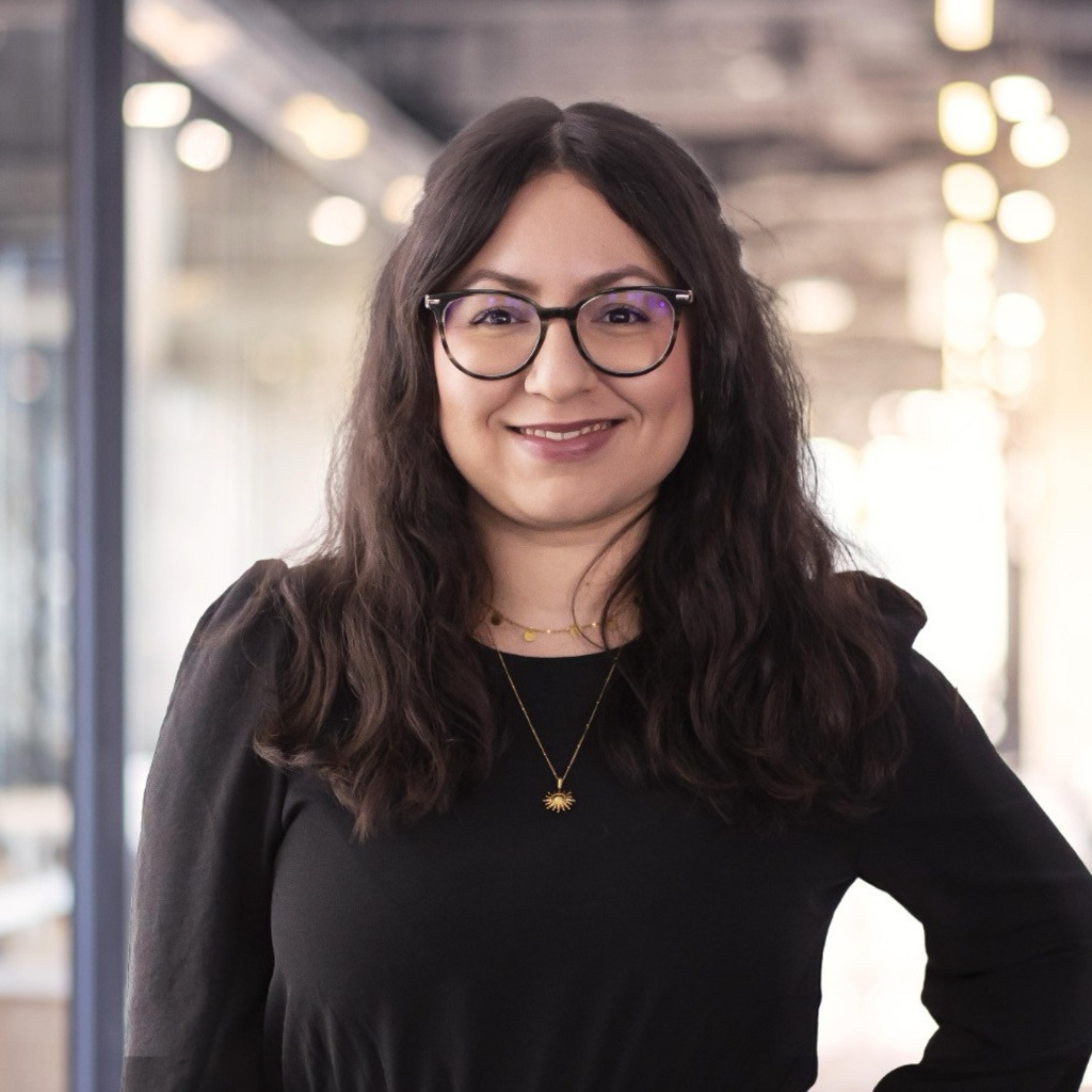 Mona Ali - Projektmanagerin Digitale Medien - DREIZUNULL GmbH & Co. KG ...