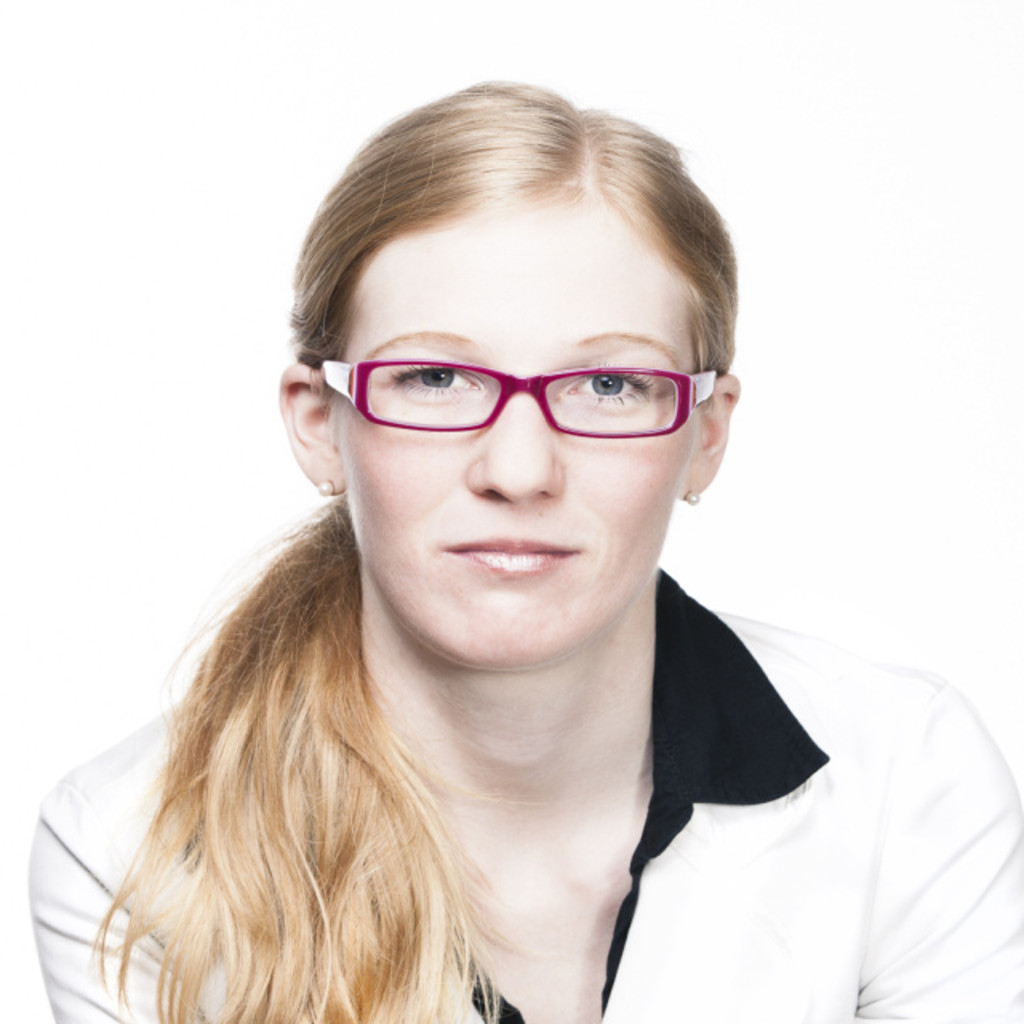 Maria Fuchs - ERP-Prozessmanager - PREFA Aluminiumprodukte GmbH | XING