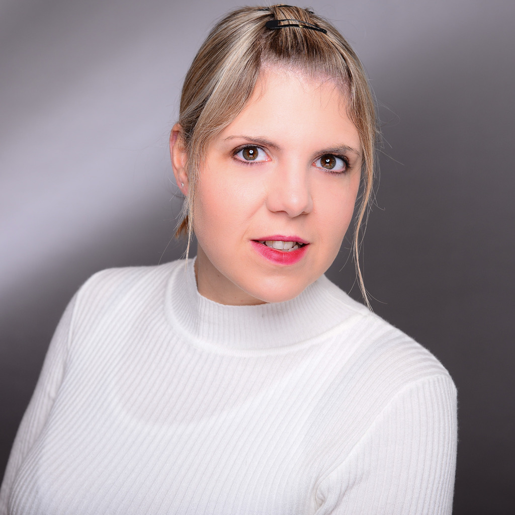 Christina Brüning - Fachberaterin für Stoma und Ernährung, Außendienst ...