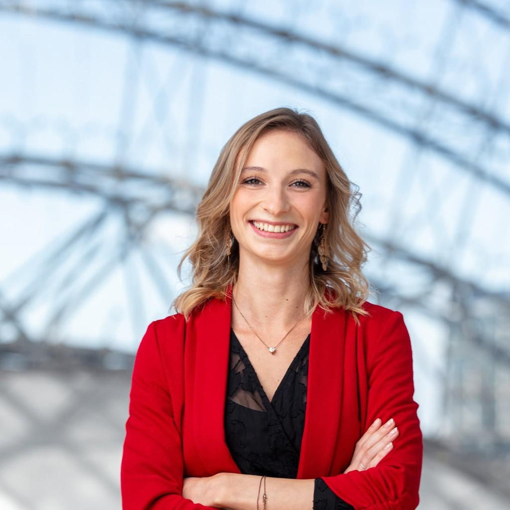 Lisa Fritzsche - Projektassistentin PARTNER PFERD - Leipziger Messe ...