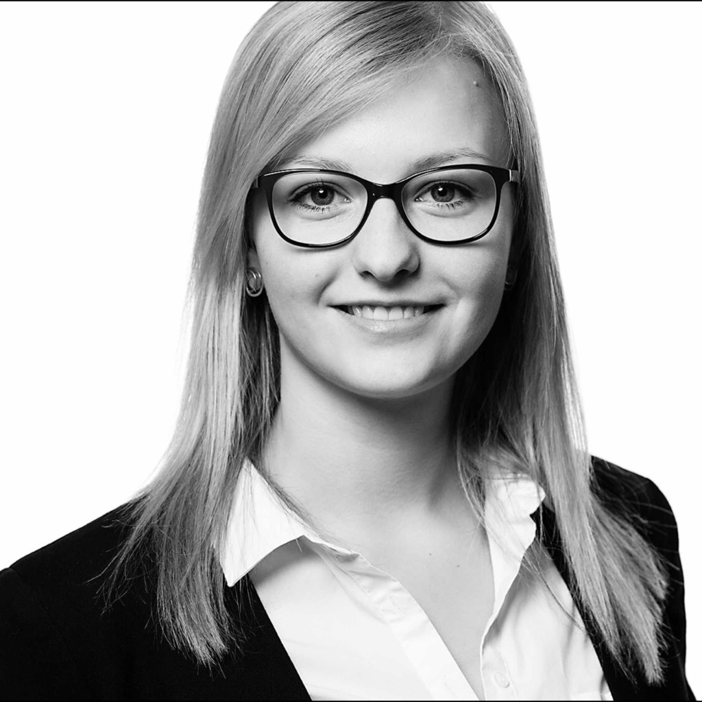 Lara Hopfenbach - Junior Affiliate Manager - Parfümerie Douglas | XING