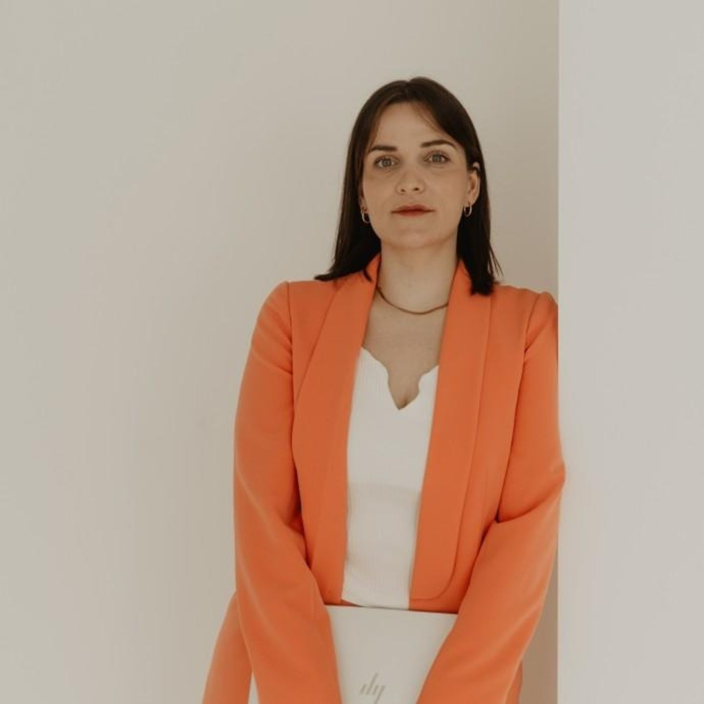 Anne Roth - HR-Prozesse & Digitalisierung | AI & Innovation Focus ...