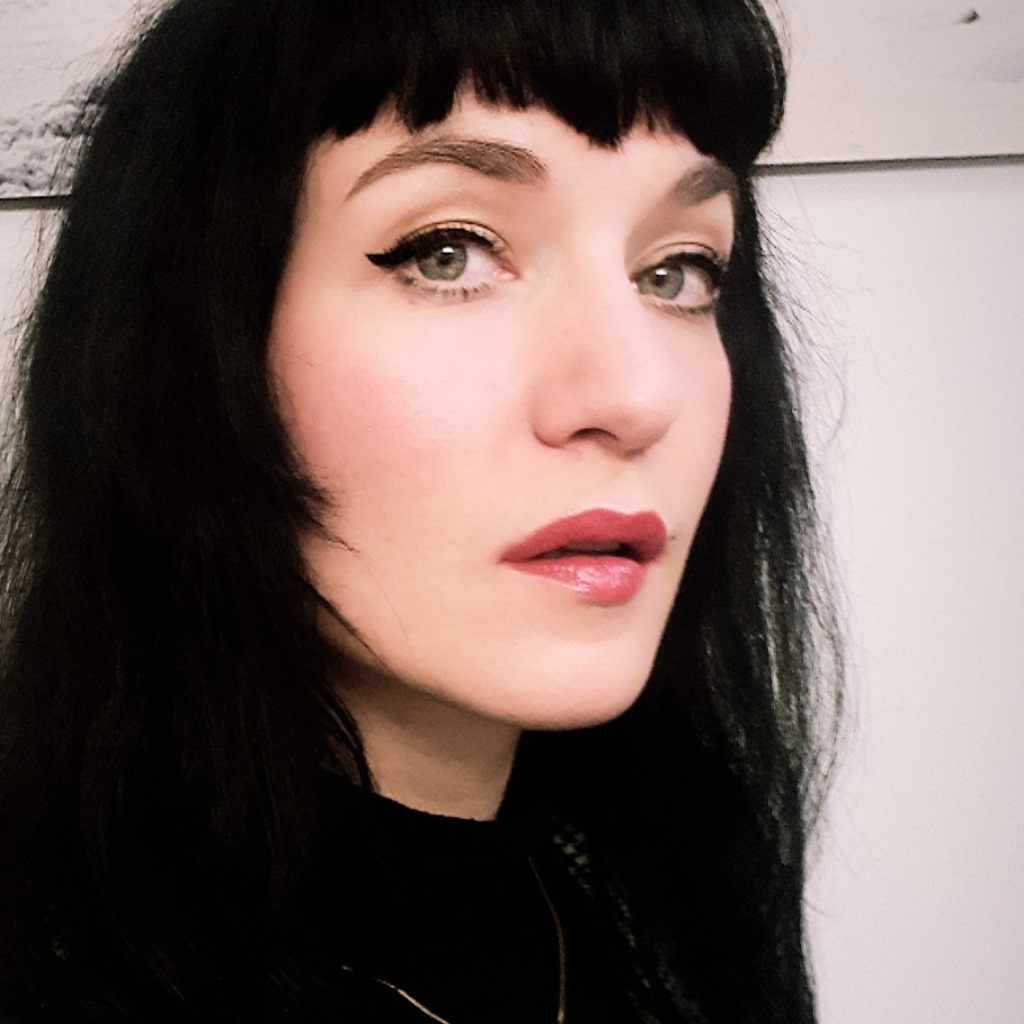 Anne Marie Anni Jeroch Senior Account Manager Beauty And Care