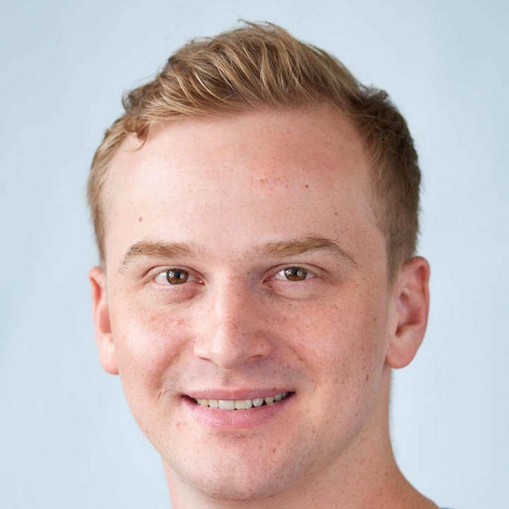 Dipl.-Ing. Maximilian Schrack - IT Consultant - EBCONT enterprise ... Dipl.-Ing. Maximilian Schrack - IT Consultant - EBCONT enterprise ...