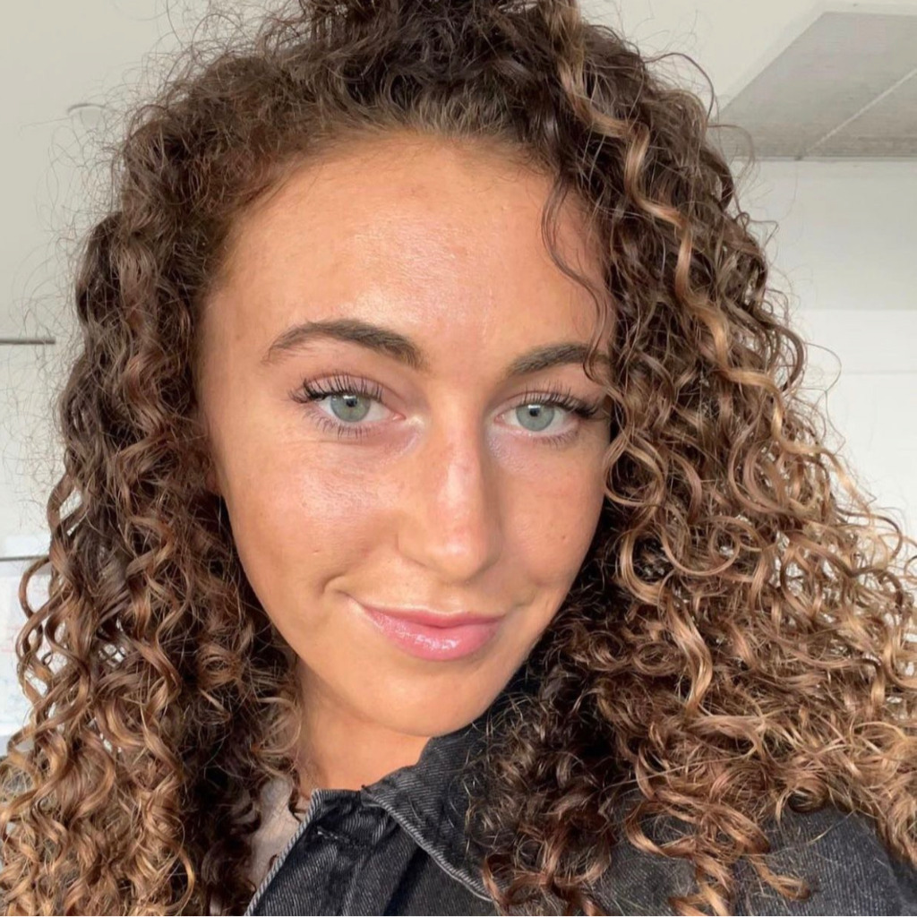 Lucy Lees - Real Estate Manager - Metz Immobilien | XING