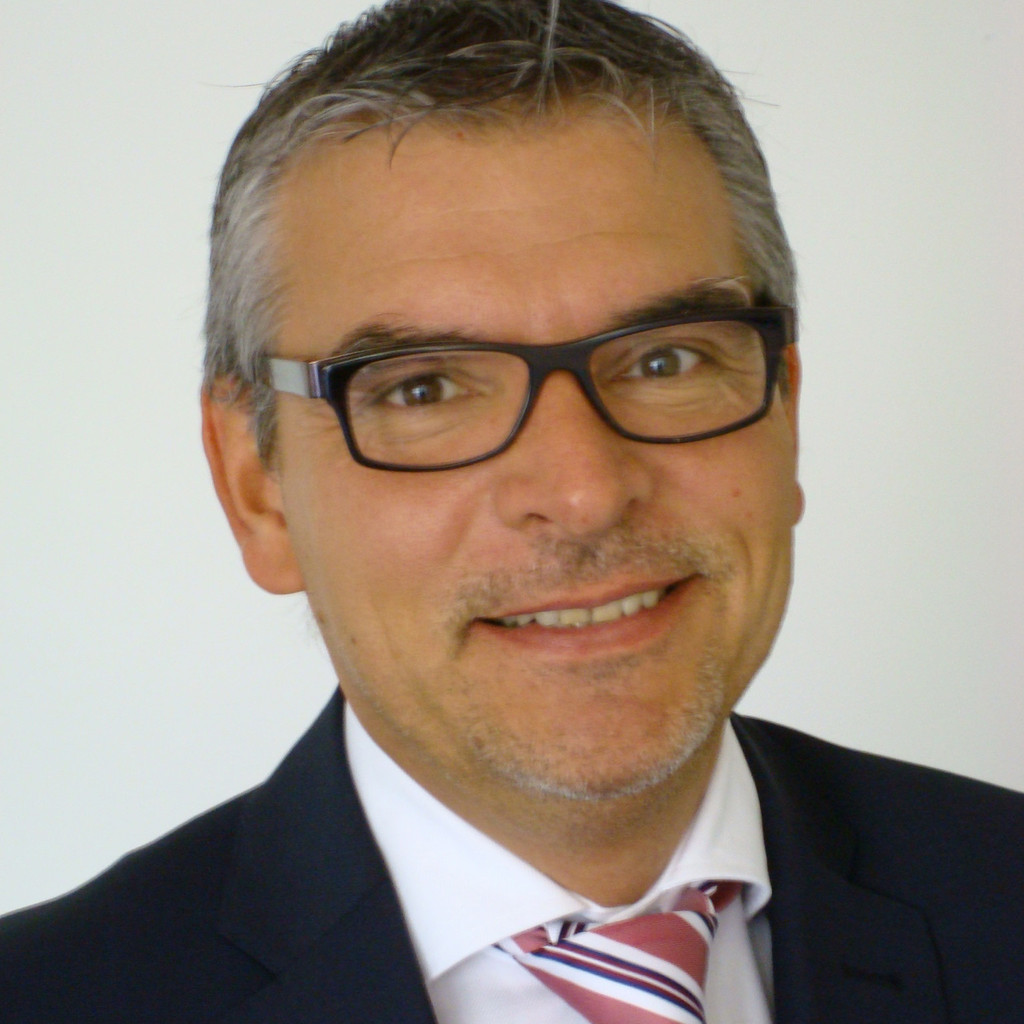 Michael Verling - HR Business Partner - Liechtensteinische Landesbank ... Michael Verling - HR Business Partner - Liechtensteinische Landesbank ...