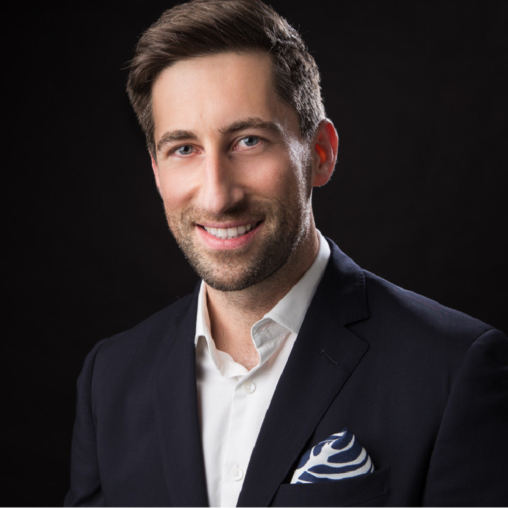 Dr. Moritz Bichler - Zahnarzt - Advanced American Dental Center | XING