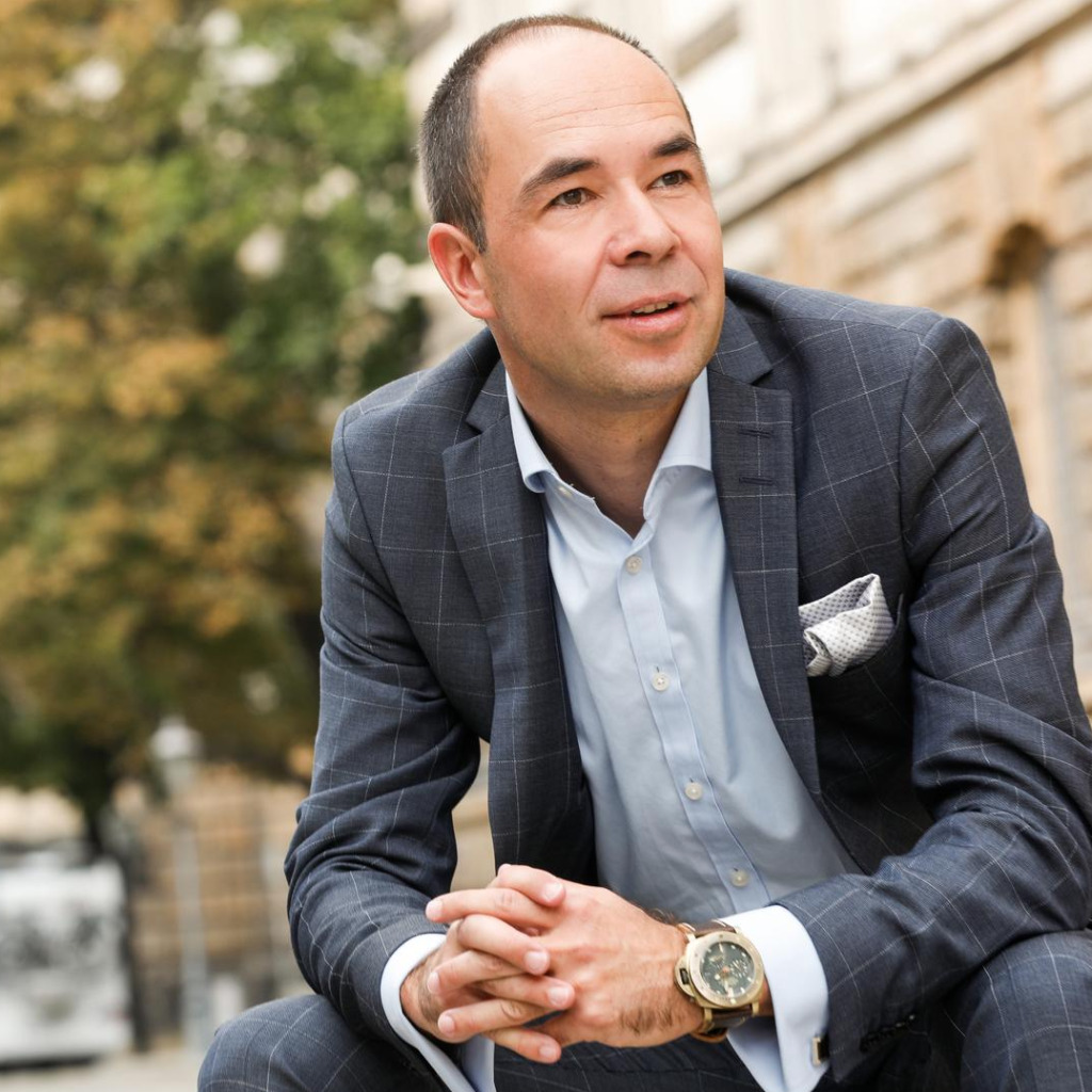 Renner aus Dresden in der Personensuche von Das Telefonbuch