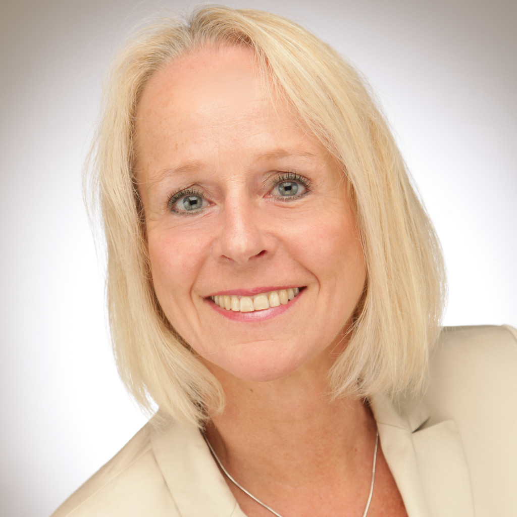 Carola Wiegrebe - Assistenz der Geschäftsführung - Dierks Business ...