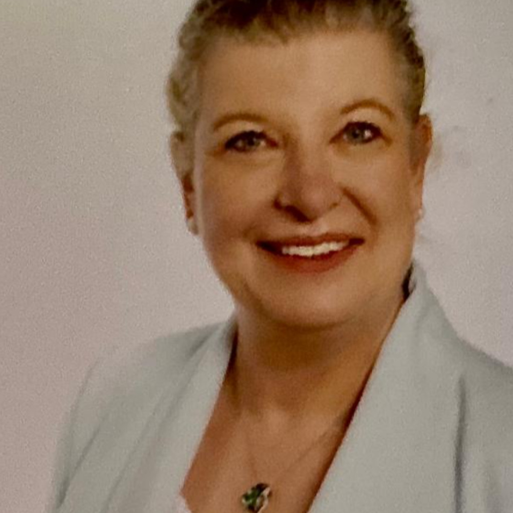 Angela Russo's Instagram, Twitter & Facebook on IDCrawl